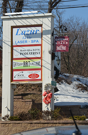 Pylons - Foley Sign Shop
